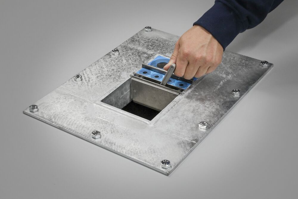 Roxtec Holder tools | Roxtec India